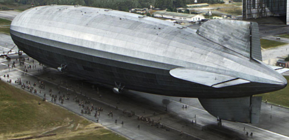 Le Zeppelin allemand L 49 capturé à Bourbonne-les-Bains le 20 Octobre ...